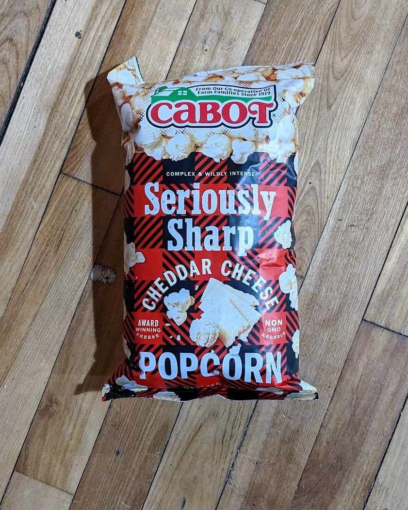 Cabot - Seriously Sharp Cheddar Cheese Popcorn (4.5 oz Bag) | Little ...